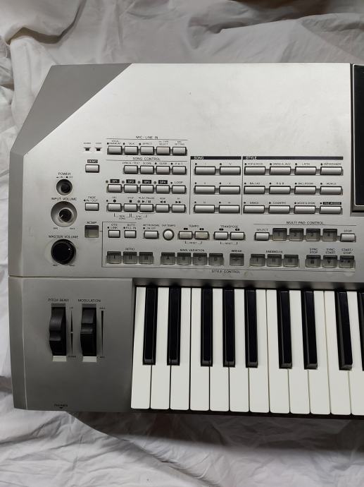 Yamaha Tyros 2