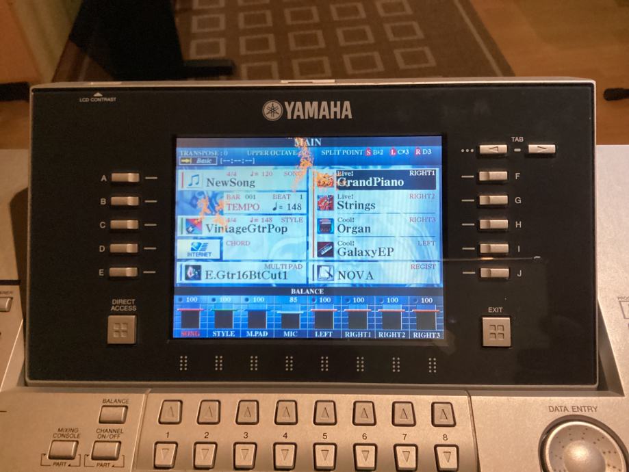 Yamaha Tyros 2