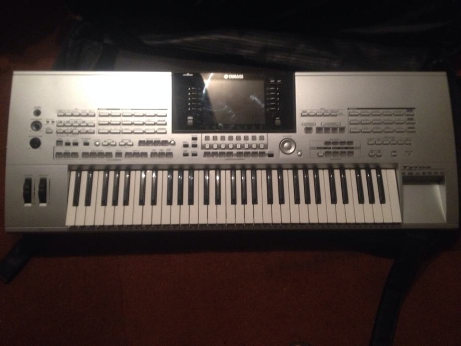 Yamaha tyros1