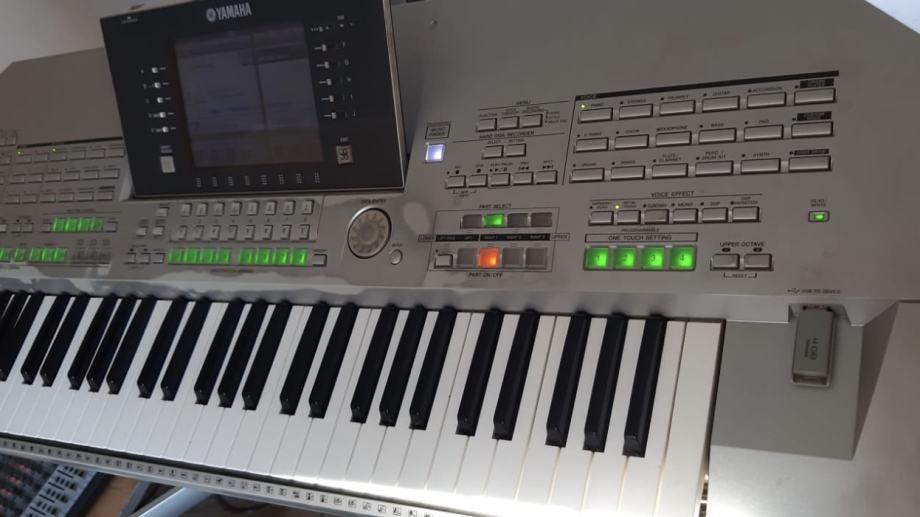 Yamaha Tyros2