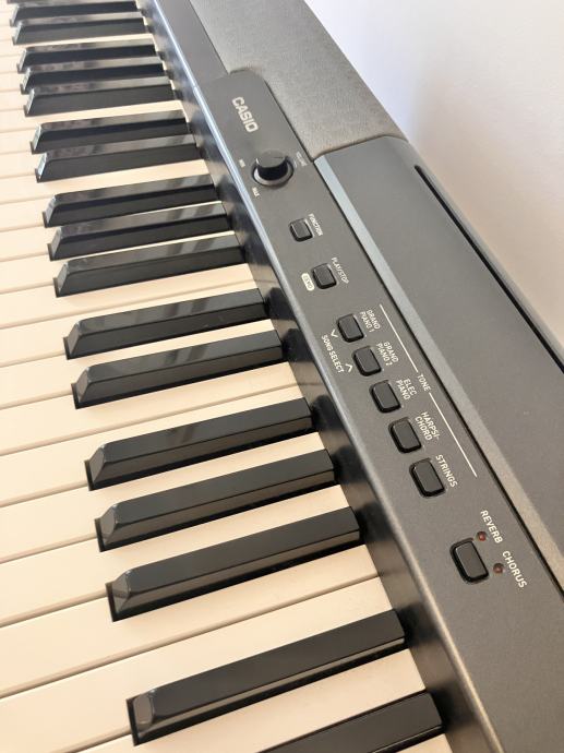 Digitalni klavir - Casio Stereo Sampling CDP-100