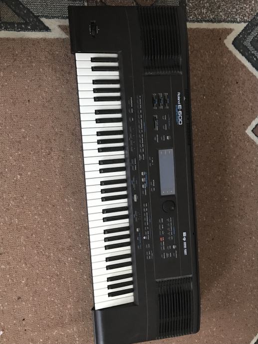 Roland E 600