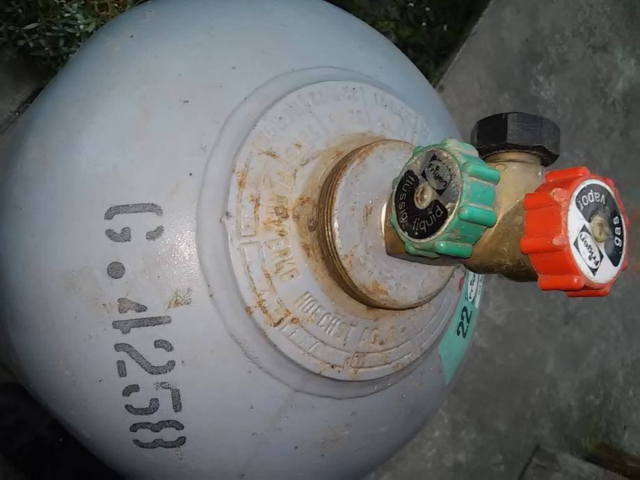 Boca za plin R22