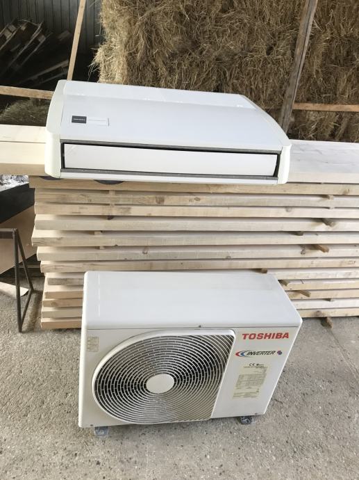 TOSHIBA PROFESIONALNE STROPNE KLIME INVERTER 2 KOM
