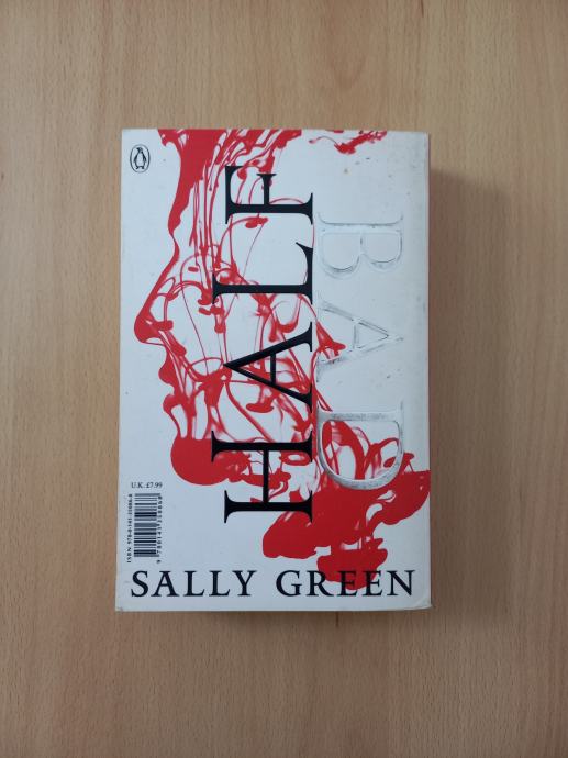 Sally Green: Half Bad