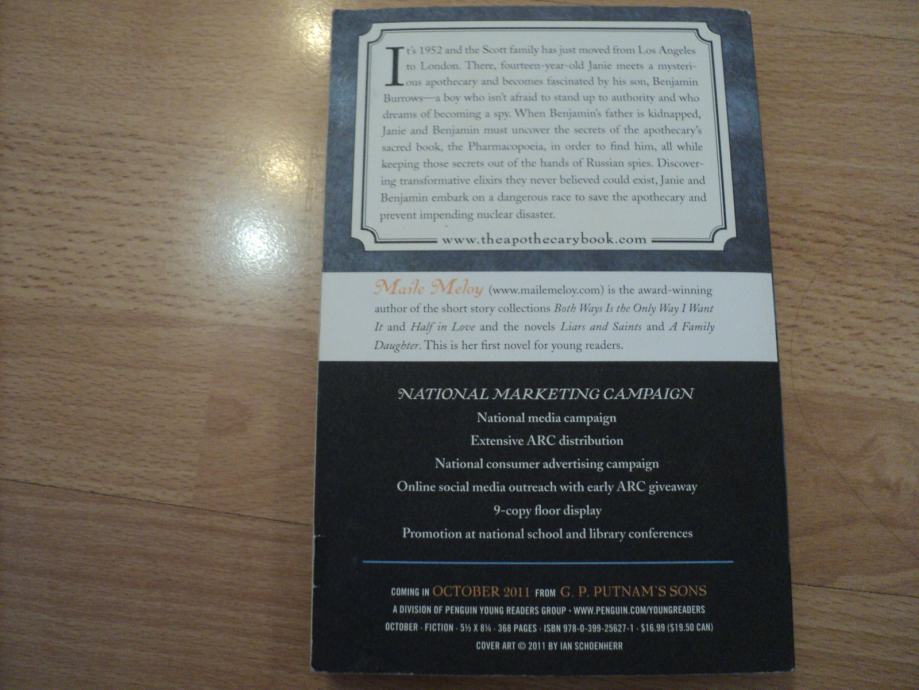 THE APOTHECARY - MAILE MELOY - KNJIGA