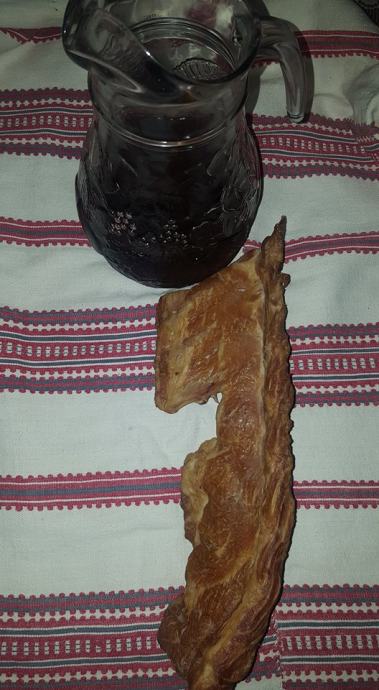 Domaća slavonska kobasica,kulenova seka,suha rebra