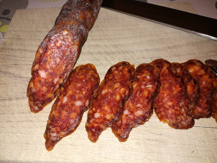 Domaća slavonska kobasica