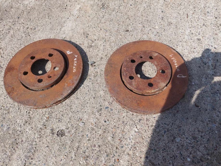 prednji diskovi škoda octavia 1 1.6i