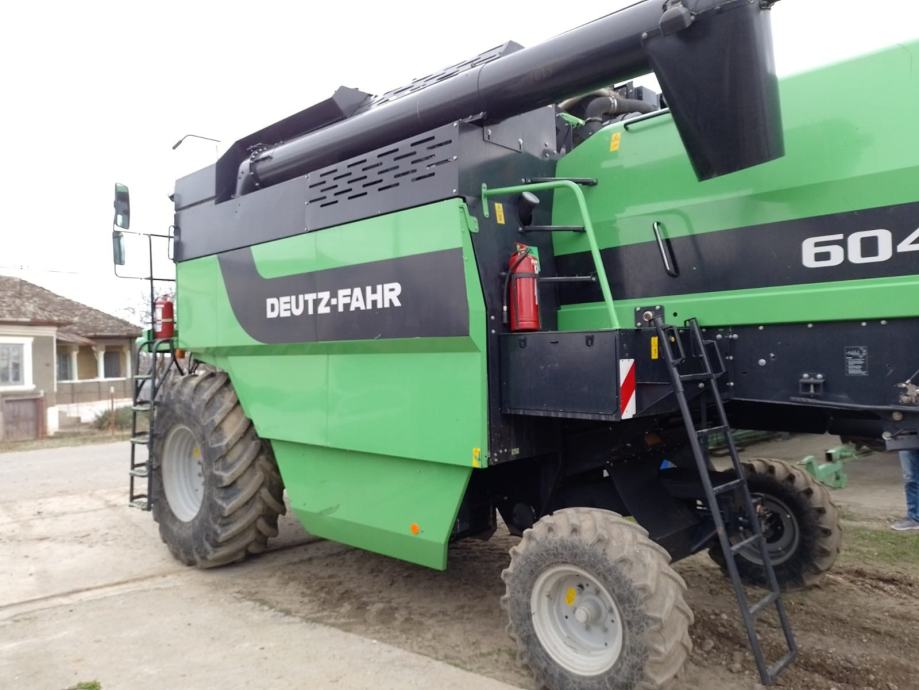 PRODANO Deutz Fahr 6040 2010. godina