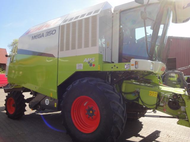 Claas Mega 350