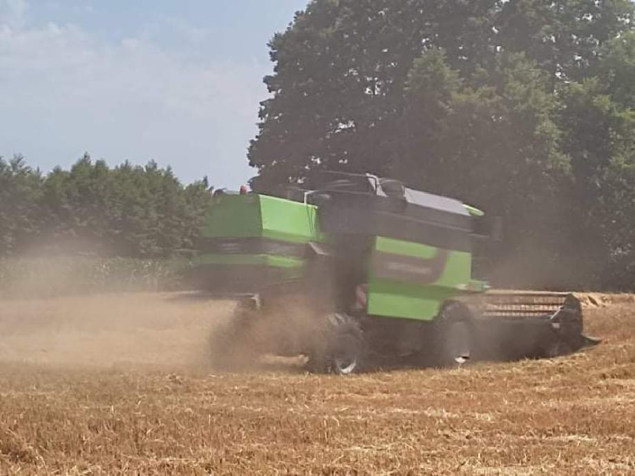 Deutz Fahr 6040 4x4 moguča kupnja preko leasinga