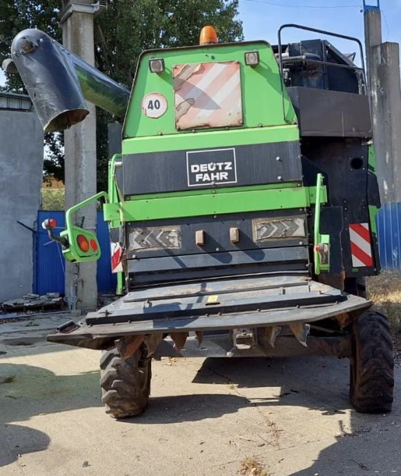 PRODANO Deutz Fahr 6040 2012. godina