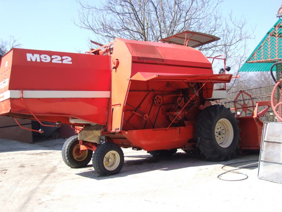 Kombajn Fahr 922 u super stanju.