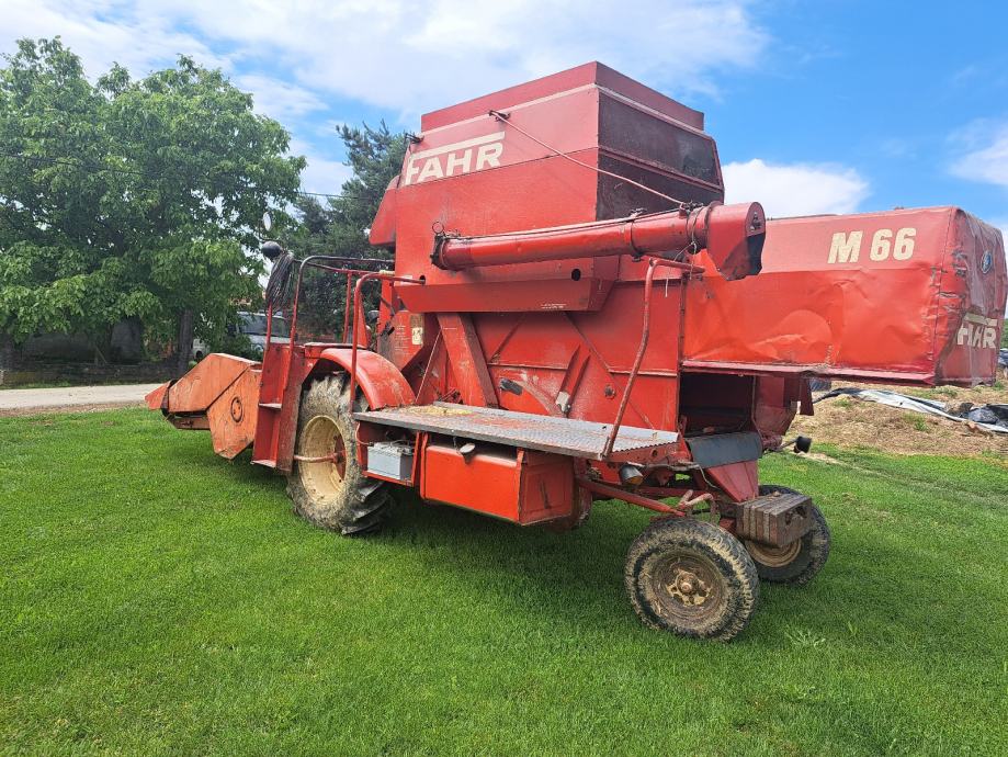 Kombajn Fahr M66
