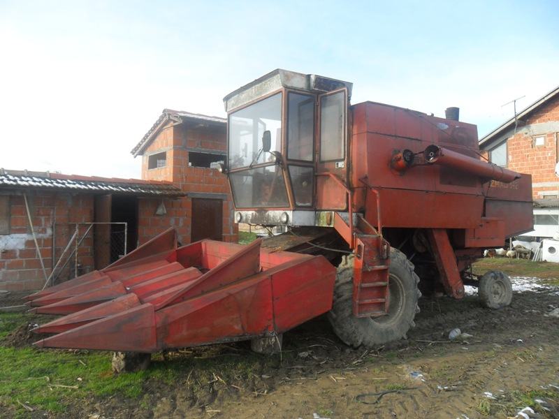 KOMBAJN ZMAJ 142