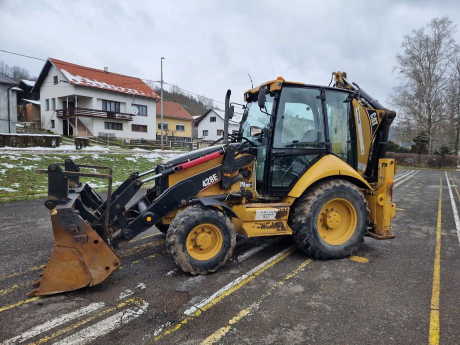 Cat 428E kombinirka Moguć najam stroja