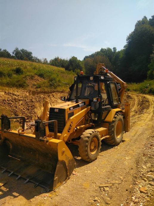 CAT438B