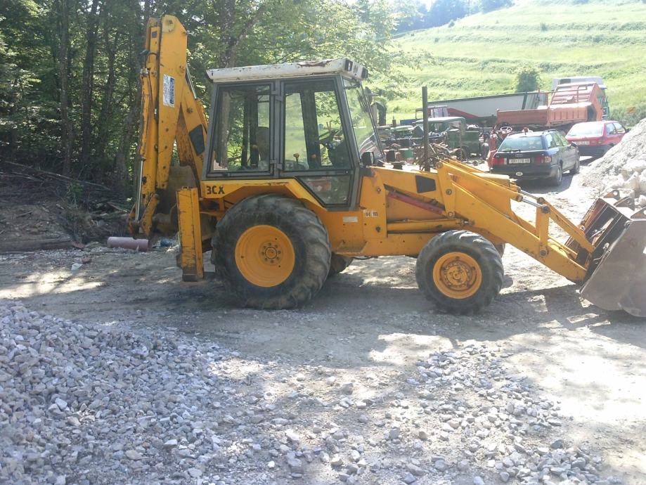 JCB 3 CX KOMBINIRKA
