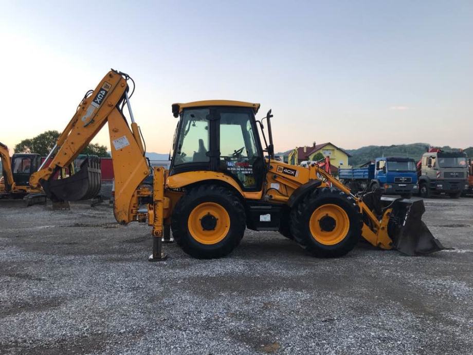 JCB 4CX 2007. g.,