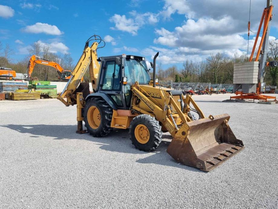 KOMBINIRKA CASE 580SK