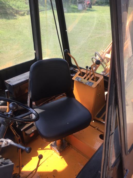 Kombinirka Case 580F