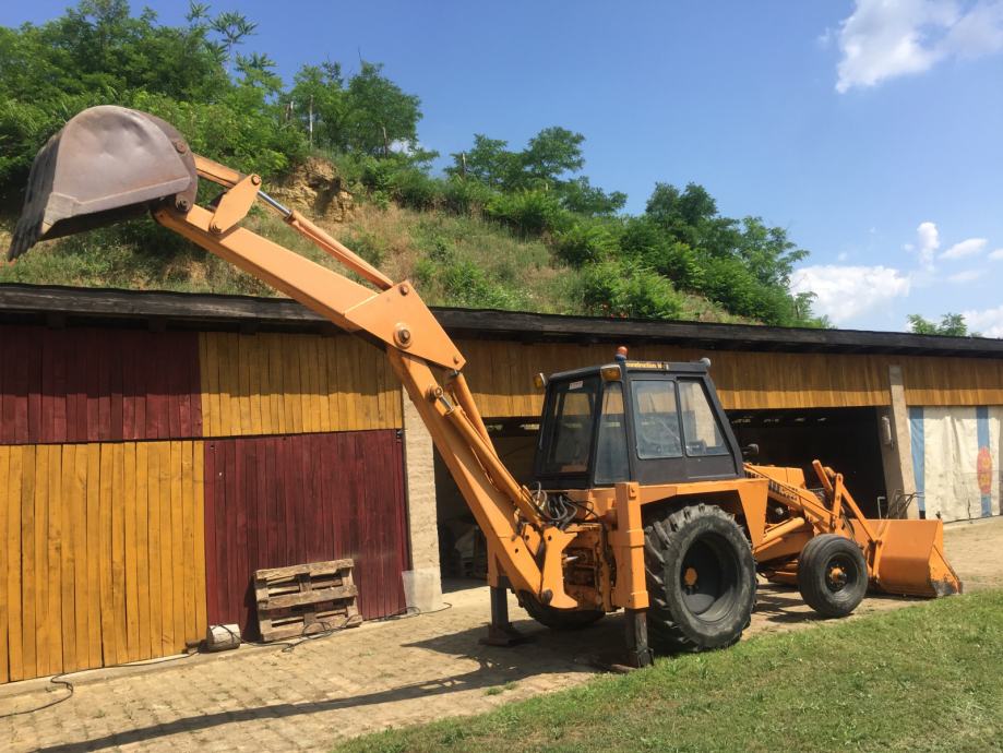 Kombinirka Case 580F