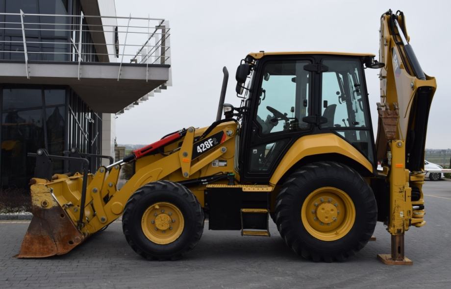 KOMBINIRKA CAT 428F2 2016.