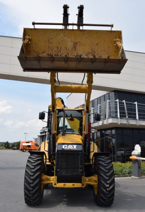 KOMBINIRKA CAT 444F2 2018.