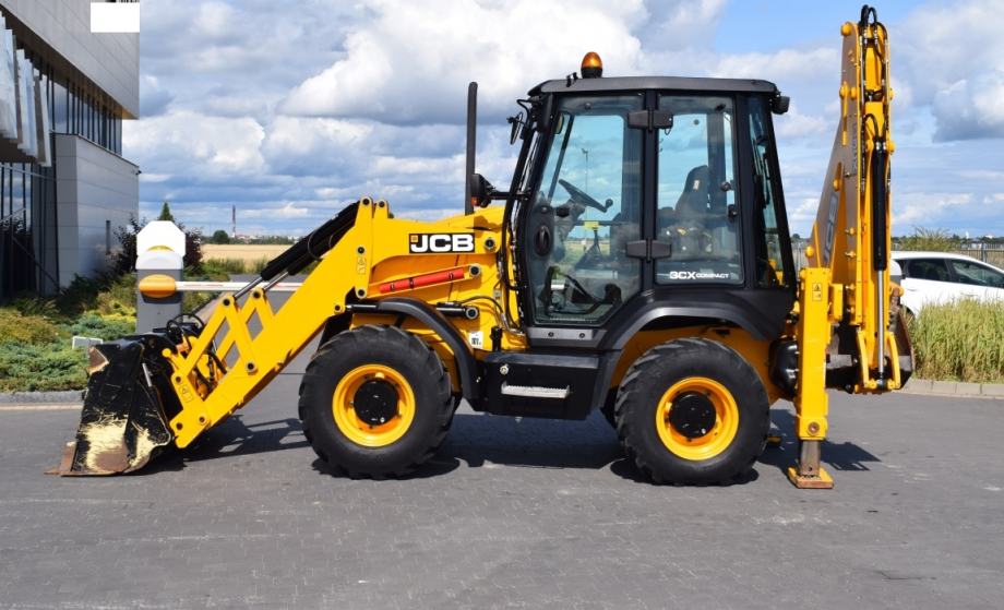 KOMBINIRKA JCB 3CX Compact 2016.,