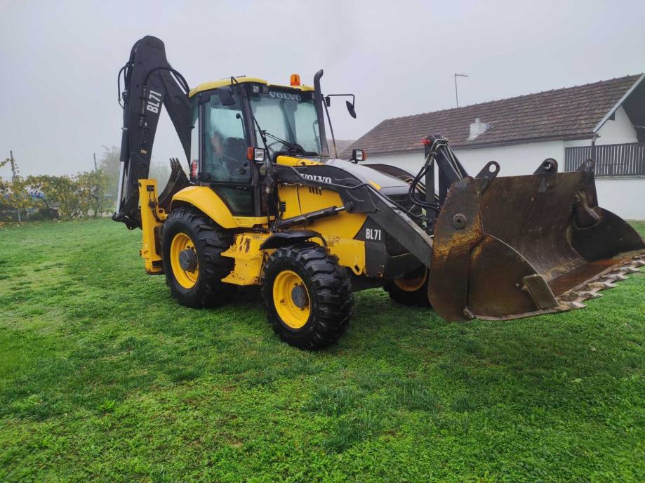 Kombinirka Volvo BL71