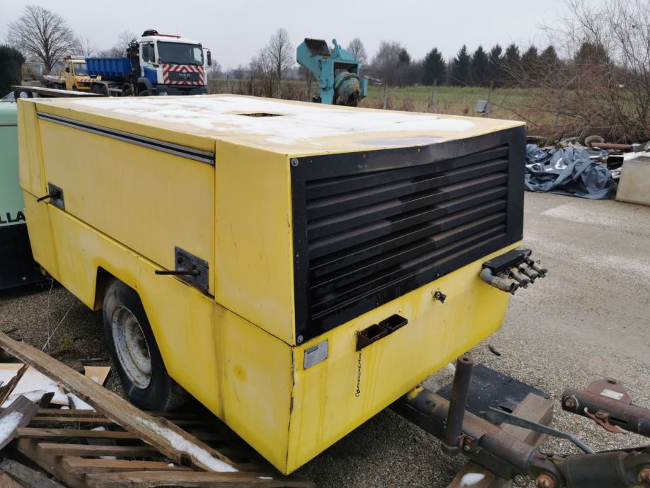 Kompresor Kaeser M75 Kaeser M80 i oprema za pjeskarenje Clemco 2452