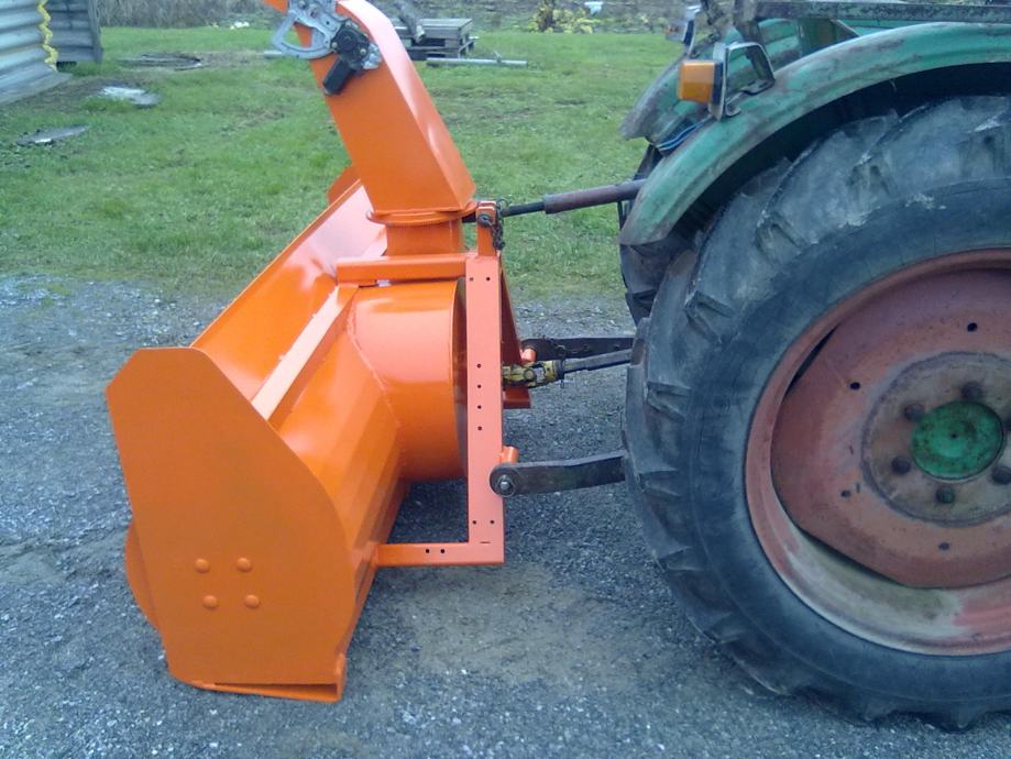 Snježna freza za traktor