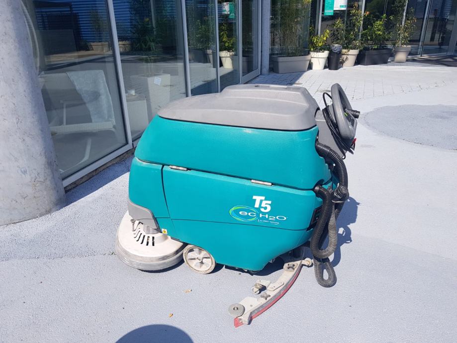 Tennant T5 stroj za čišćenje