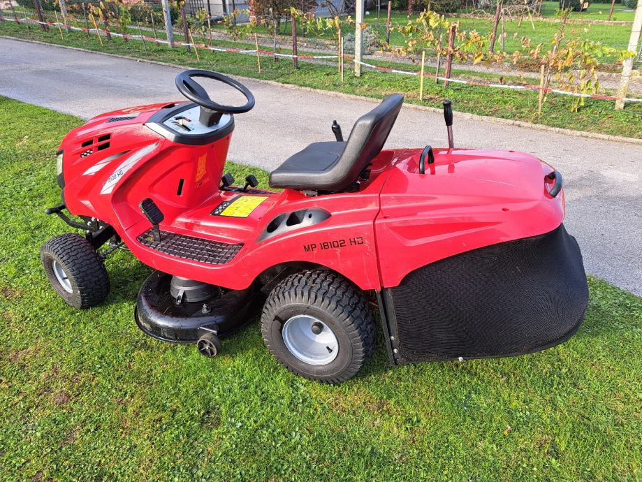 Traktorska kosilica hidro pogon 17 ks