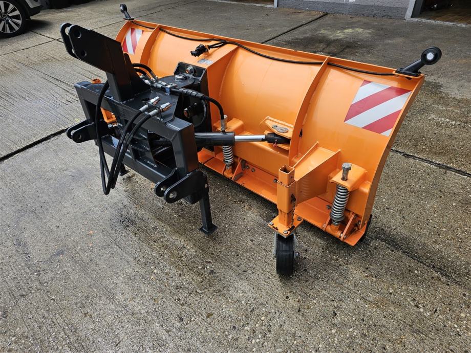 Ralica za snijeg za traktor 220 cm, skoro nova