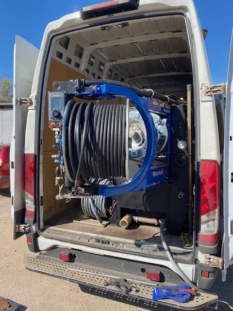 Stroj za odštopavanje Rioned profi jet ugrađen u iveco daily 65c15