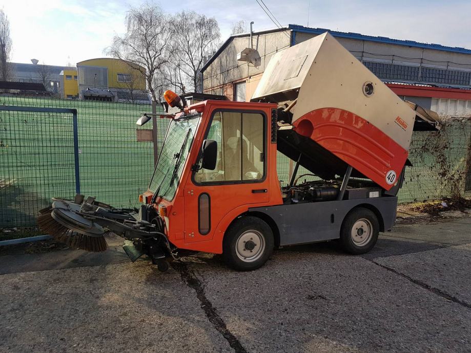čistilica za ulice Hako Citymaster 1800