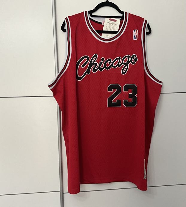 Authentic Michael Jordan Chicago Bulls Rookie Mitchell & Ness 1984-85