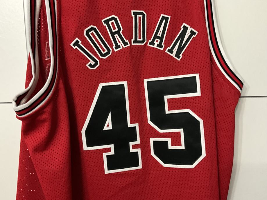 BNWT Michael Jordan Chicago Bulls 45 Swingman Jersey Nike Flight 8403