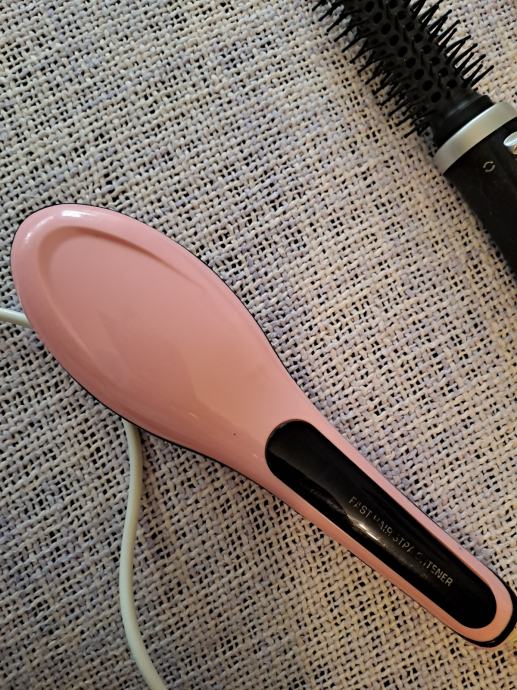 Uređaj za lokne,uređaj za zaglađivanje kose