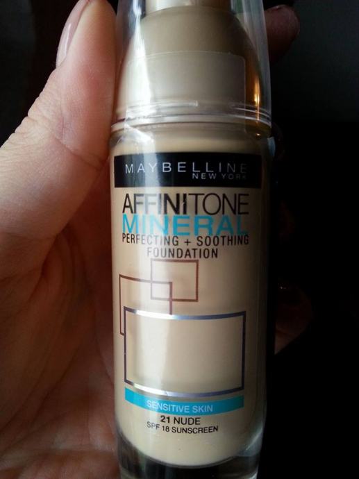 Maybelline Affinitone mineral tekući puder