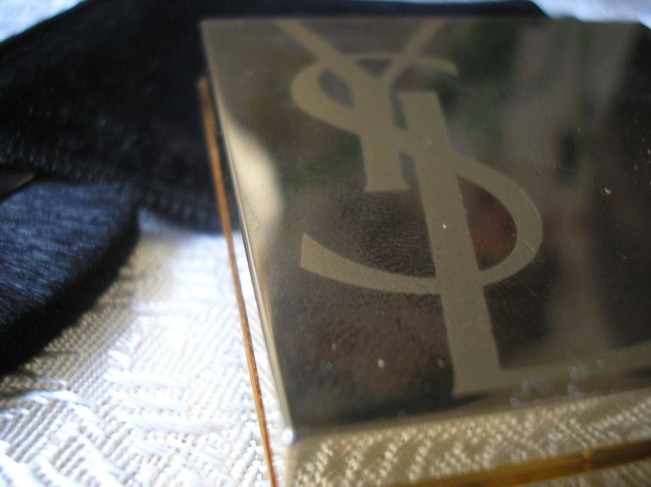 YVES SAINT LAURENT YSL puder & rumenilo