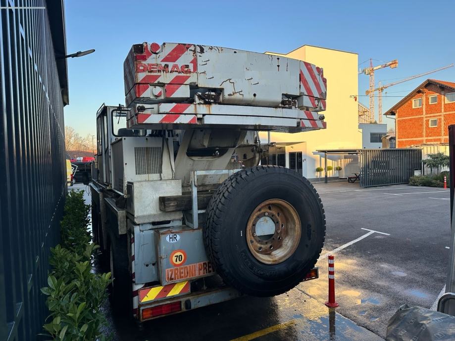 Demag AC50 6x4 50 TONA 58 m RUKE AUTODIZALICA AUTOKRAN