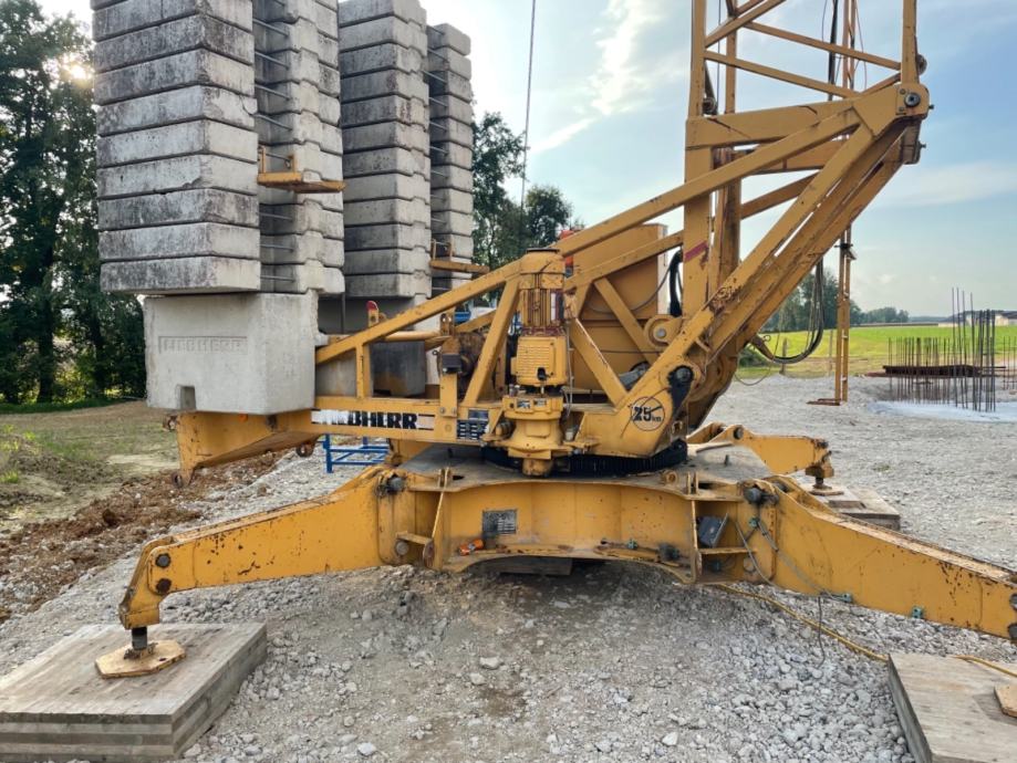 Liebherr 35K – građevinska dizalica / kran ruka 36m
