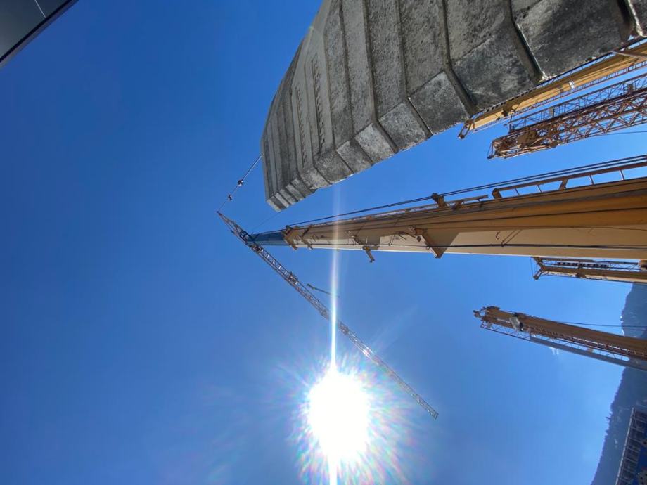 LIEBHERR 45K građevinska dizalica / kran - ruka 36m / 1350kg