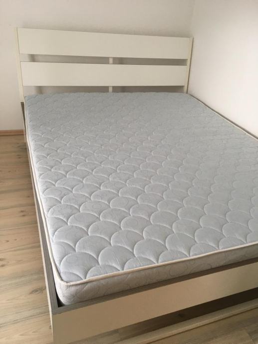 BRAČNI KREVET BIJELE BOJE 160X200 CM, ELASTIČNA PODNICA I MADRAC