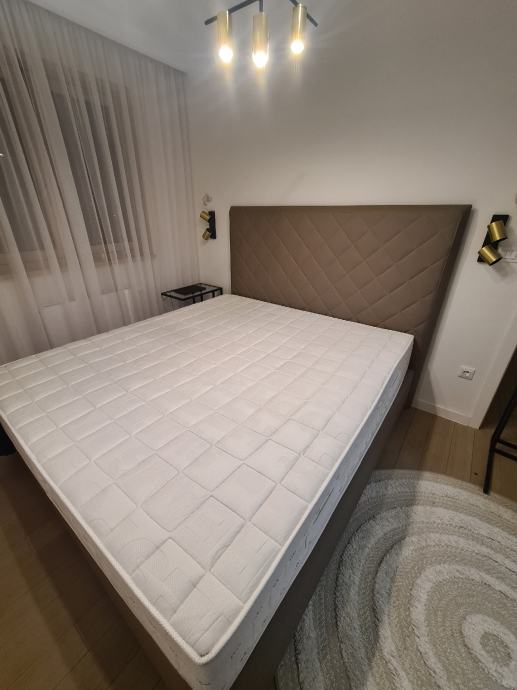 PRILIKA - HESPO krevet 180×200 +madrac