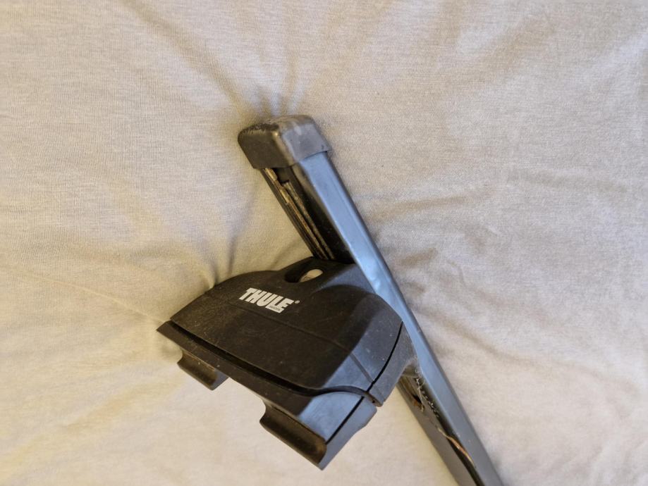 Krovni nosači Thule Rapid System 753