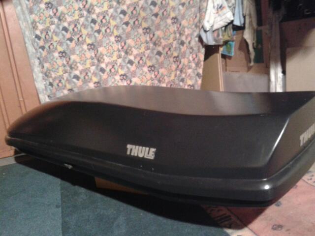 Prodajem krovni kofer THULE ATLAHTID